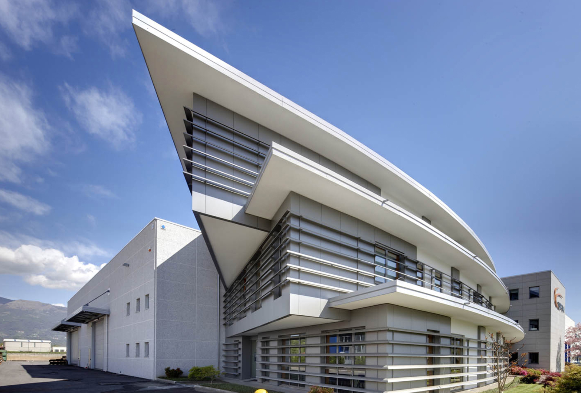 Gfm - Magnetti Building